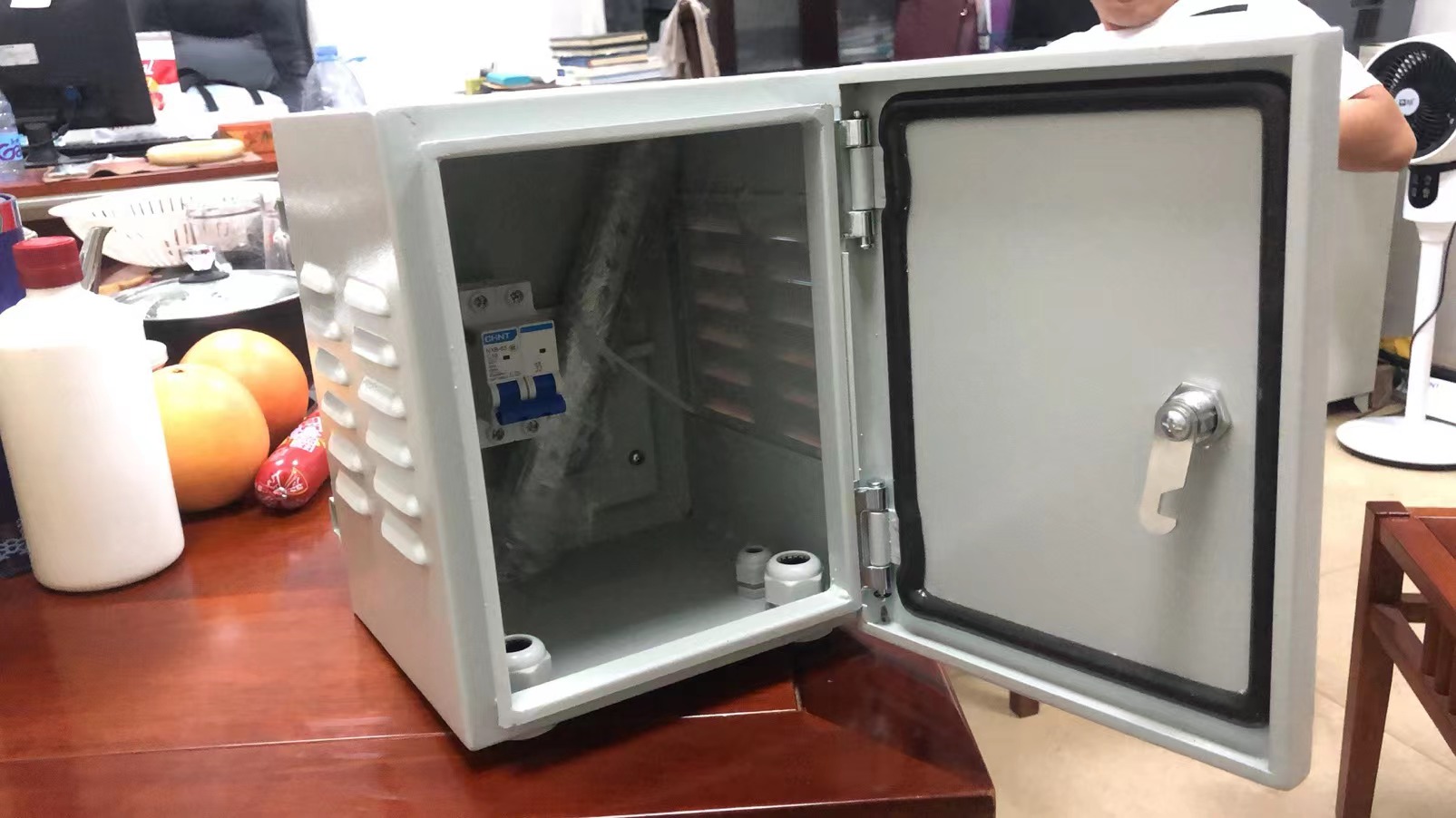 5 Reasons Outdoor Communication Cabinets Are Worth It