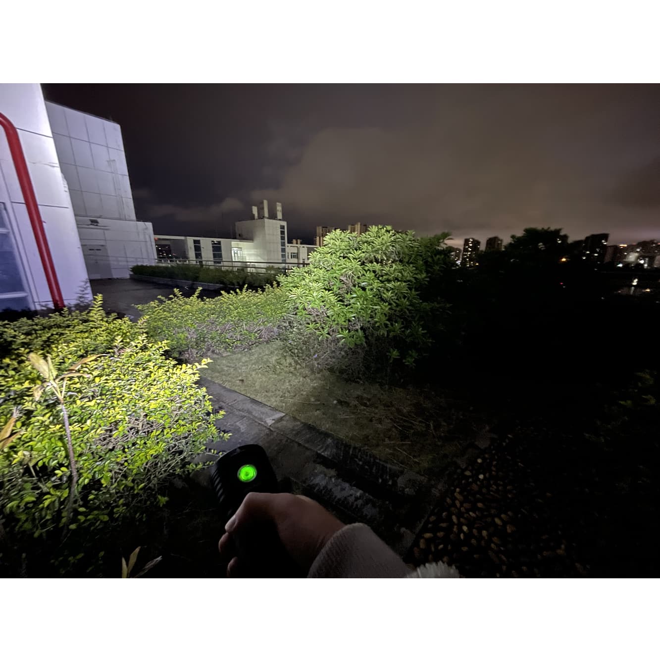 How to Choose a Flashlight for Professional Construction or Industrial Use