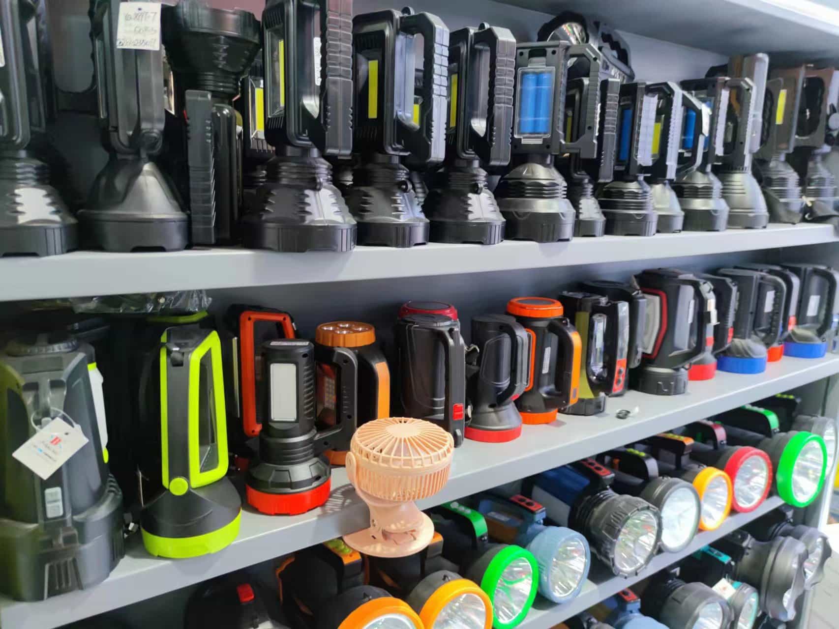 Using Flashlights as a Promotional Tool with Your Company Logo